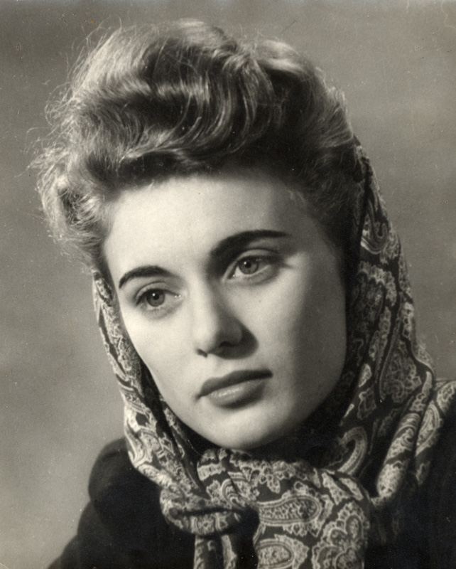 Seven Ages of Dorothy - Dorothy Bohm - Hundred Heroines