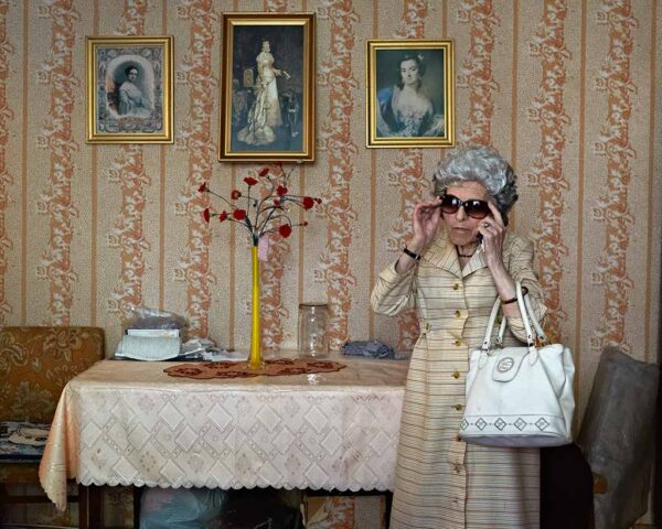 Woman photographer Jodi Bieber strives for intimacy within her work ...