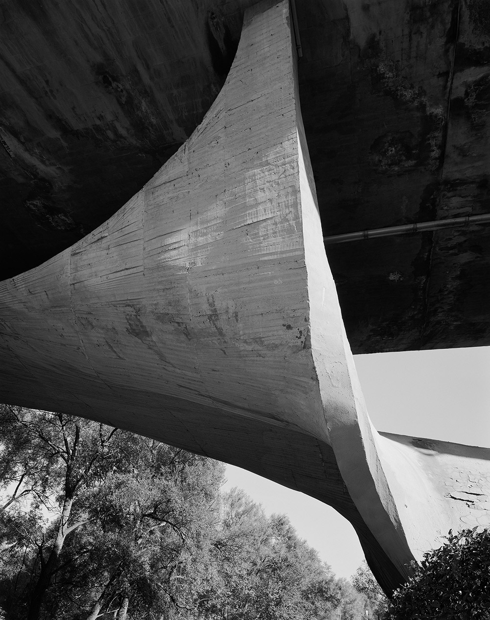 Hélène Binet's striking architectural photographs exhibit in London