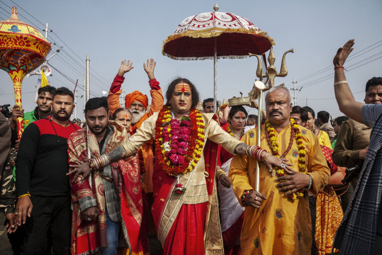 Exhibition: Anita Khemka - Hundred Heroines