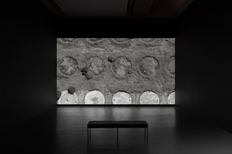 Timelines: Jananne Al-Ani - Women in Photography - Hundred Heroines