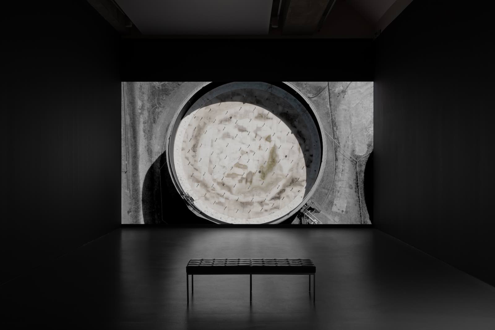 Timelines: Jananne Al-Ani - Women in Photography - Hundred Heroines