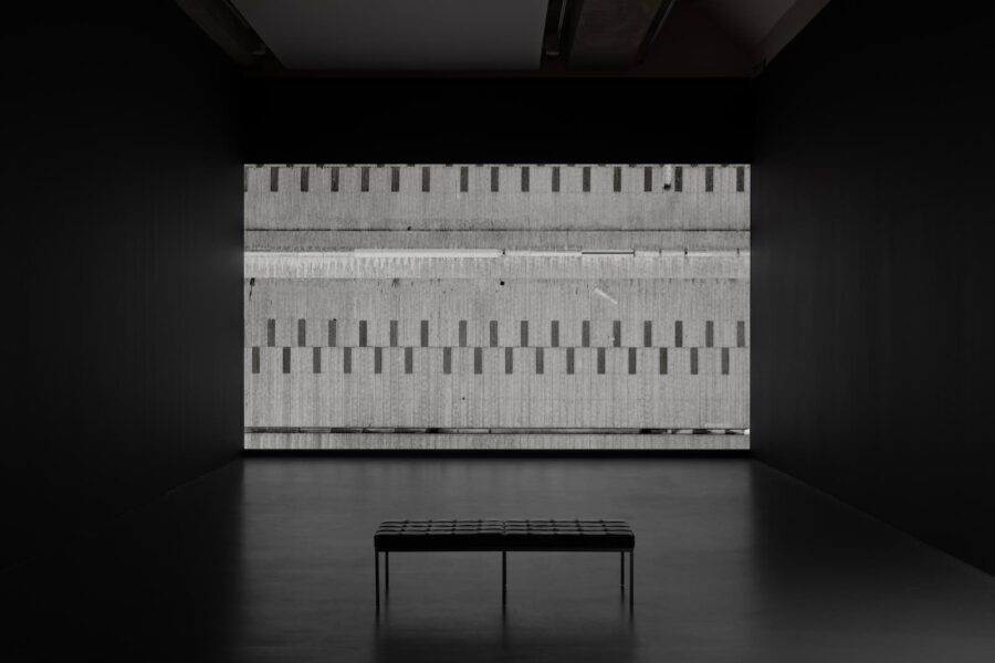 Timelines: Jananne Al-Ani - Women in Photography - Hundred Heroines